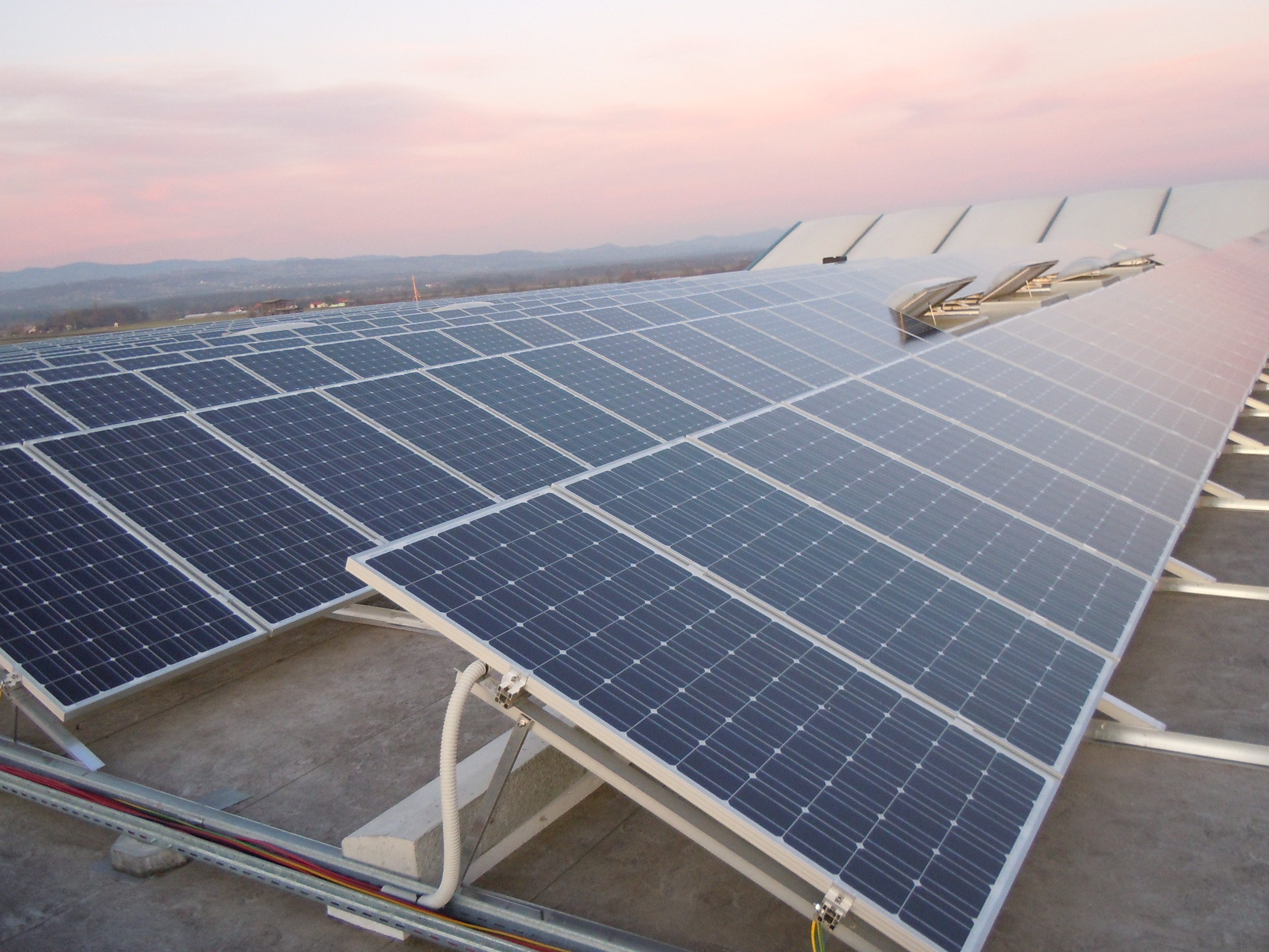 Structural audits and mounting structure designs for rooftop solar ...